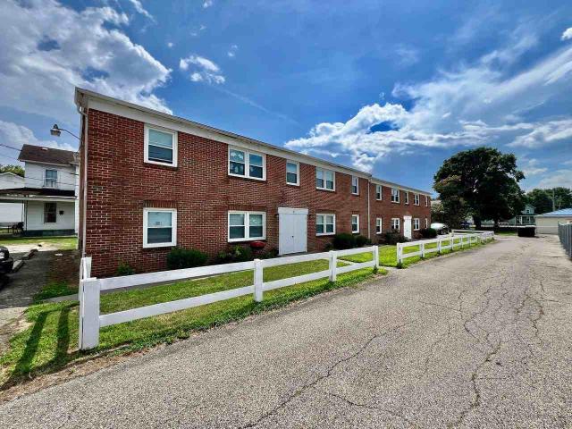 2 Bedroom Apartment for Rent at 17 S 1st St, Trenton, OH 45067
