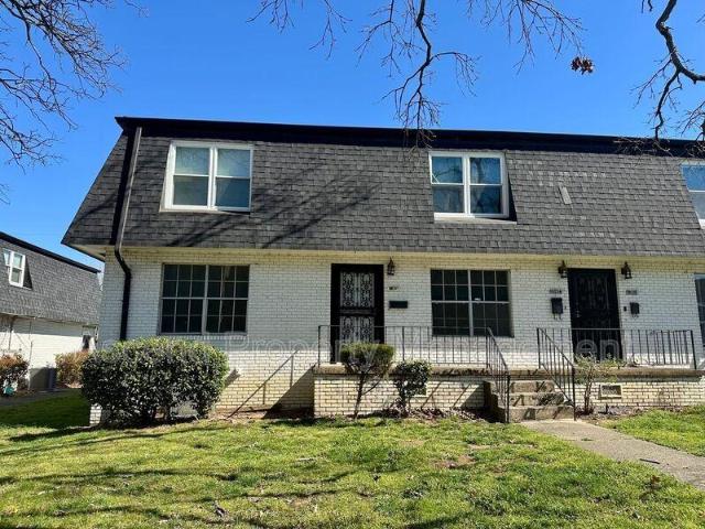 2 Bedroom Apartment for Rent at 1803 Bailey Ave #C, Chattanooga, TN 37404 Bushtown Highland Park