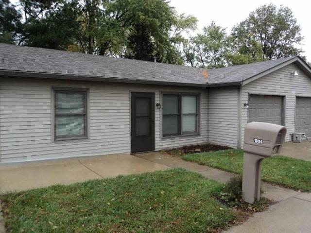 2 Bedroom Apartment for Rent at 1808 Kraig Dr, Crawfordsville, IN 47933