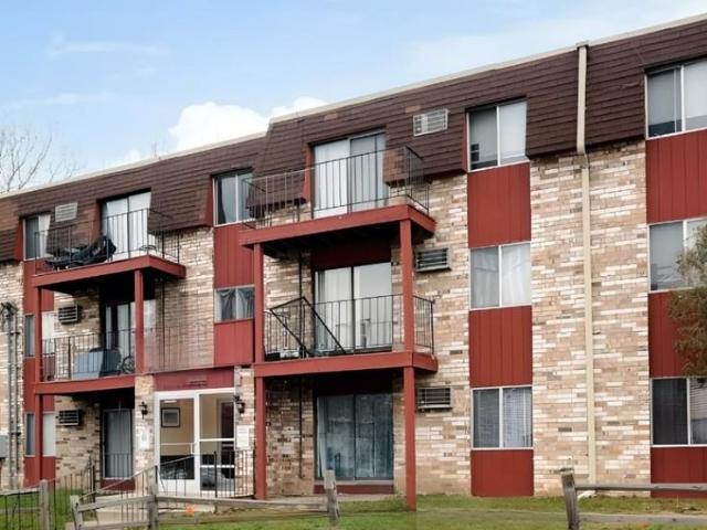 2 Bedroom Apartment for Rent at 1876 Magnolia Ave E #1876 201, St. Paul, MN 55119 Eastern Hazel Park