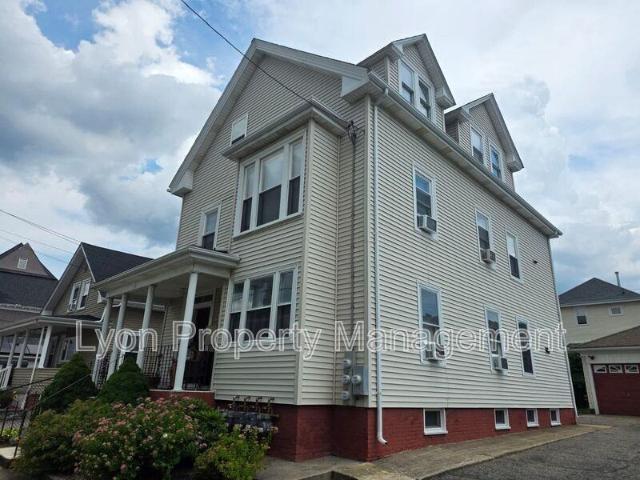 2 Bedroom Apartment for Rent at 18 Burgess Ave #3, East Providence, RI 02914