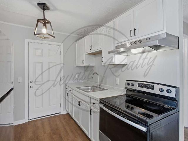 2 Bedroom Apartment for Rent at 193 Welworth St, Nashville, TN 37115 Eastlawn