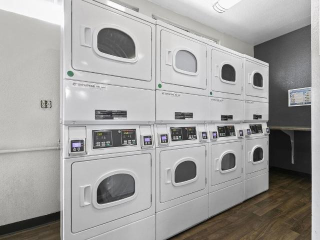 2 Bedroom Apartment for Rent at 1900 S Campus Ave, Ontario, CA 91761