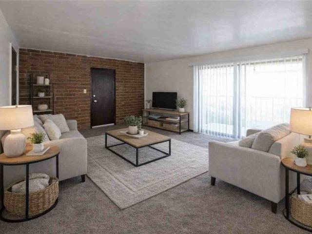 2 Bedroom Apartment for Rent at 1901 Canal St #2A, Blue Island, IL 60406