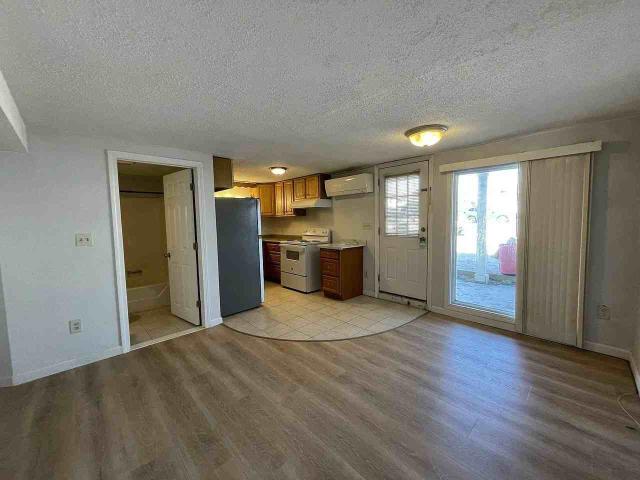 2 Bedroom Apartment for Rent at 190 Ashworth Ave #1B, Hampton, NH 03842