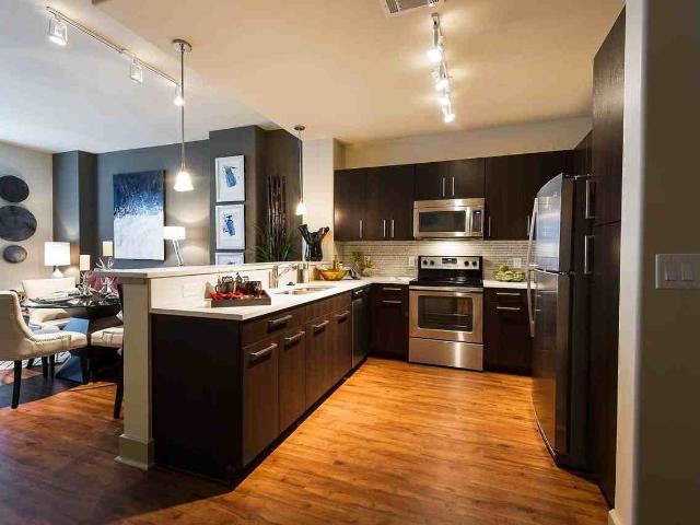 2 Bedroom Apartment for Rent at 1931 West Gray Street #CWG1, Houston, TX 77019 Neartown Montrose