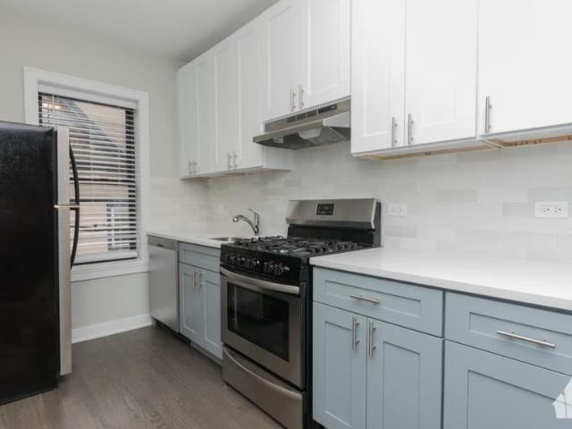 2 Bedroom Apartment for Rent at 1944 W Wilson Ave, Chicago, IL 60640 Lincoln Square