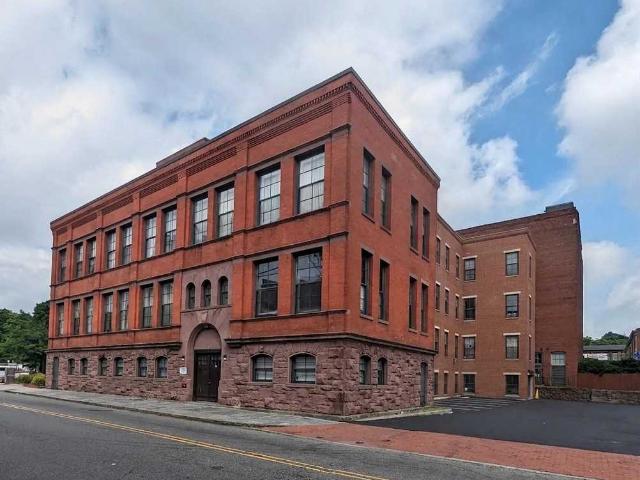 2 Bedroom Apartment for Rent at 19 Market Street #405, Paterson, NJ 07501 Downtown Paterson