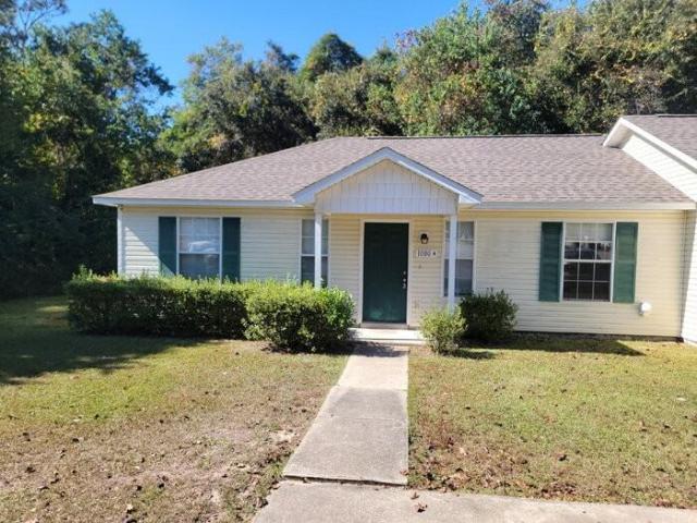 2 Bedroom Apartment for Rent at 1000 Sable Dr #A, Pensacola, FL 32514