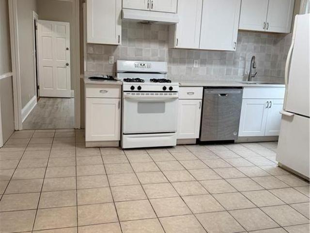 2 Bedroom Apartment for Rent at 100 Vandewater St, Providence, RI 02908 Wanskuck