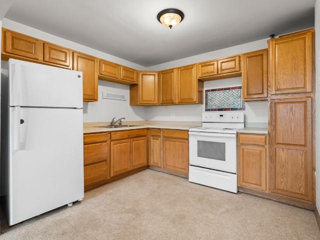 2 Bedroom Apartment for Rent at 1010 Lafond Ave #1, St. Paul, MN 55104 East Midway