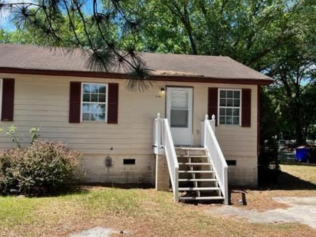 2 Bedroom Apartment for Rent at 1016 Legion Street #A, Greenville, NC 27834