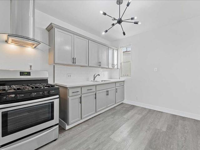 2 Bedroom Apartment for Rent at 10329 S Inglewood Ave #02, Inglewood, CA 90304