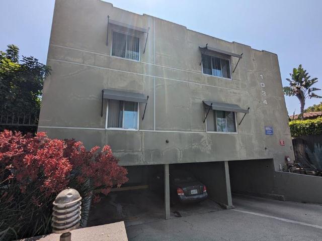 2 Bedroom Apartment for Rent at 1034 North Martel Avenue #9, West Hollywood, CA 90046 West Hollywood