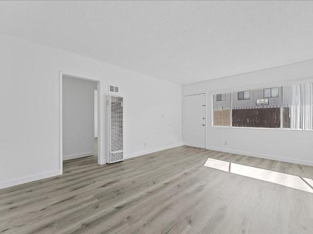 2 Bedroom Apartment for Rent at 10920 S Osage Ave #03, Inglewood, CA 90304