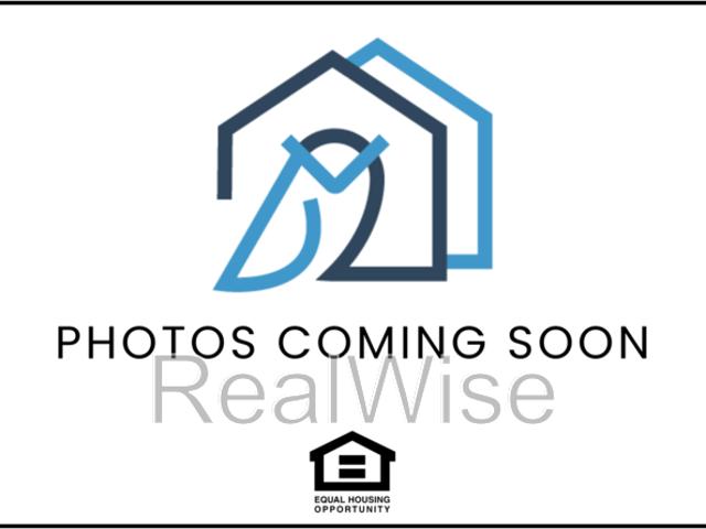 2 Bedroom Apartment for Rent at 10941 Se Bush St #19, Portland, OR 97266 Lents Powellhurst Gilbert