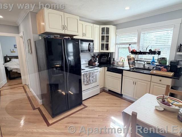 2 Bedroom Apartment for Rent at 109 Perkins St #2F, Somerville, MA 02145 East Somerville