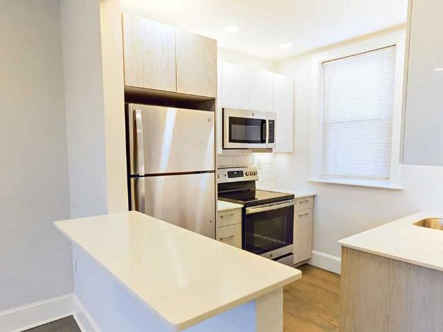 2 Bedroom Apartment for Rent at 109 Queensberry St #14A, Boston, MA 02215 Fenway Kenmore Audubon Circle Longwood