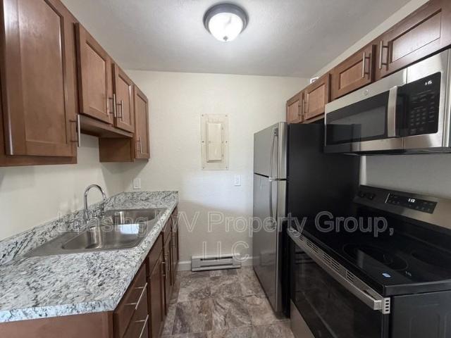 2 Bedroom Apartment for Rent at 1101 Main Ave #7, Nitro, WV 25143