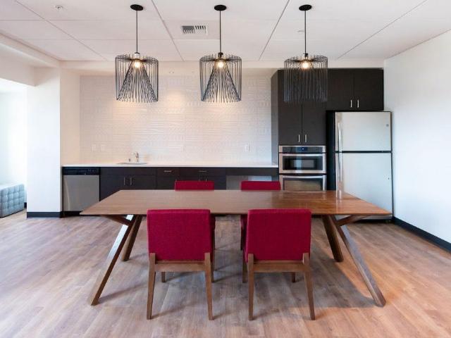 2 Bedroom Apartment for Rent at 1107 E Madison St, Seattle, WA 98122 First Hill
