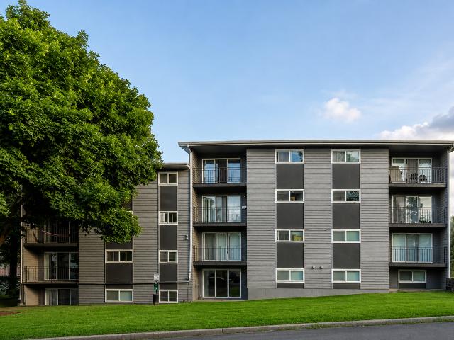 2 Bedroom Apartment for Rent at 1122 Oakland St #11, Cheney, WA 99004