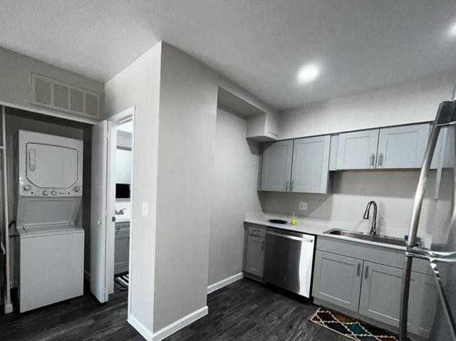 2 Bedroom Apartment for Rent at 1130 E Grovers Ave, Phoenix, AZ 85022