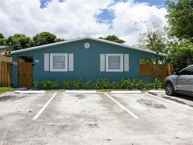 2 Bedroom Apartment for Rent at 1135 Nw 6th Ave, Fort Lauderdale, FL 33311 South Middle River