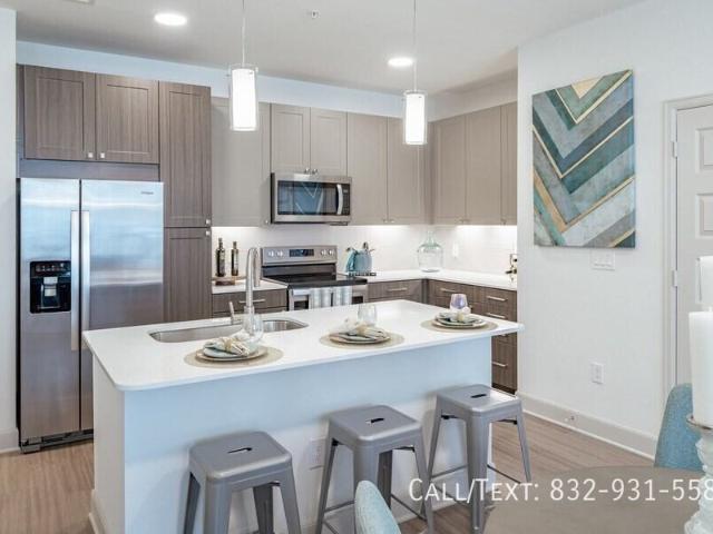 2 Bedroom Apartment for Rent at 11382 Boudreaux Rd #SL2, Tomball, TX 77375