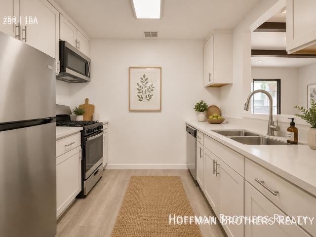 2 Bedroom Apartment for Rent at 11941 Weddington St #305, Los Angeles, CA 91607 Valley Village