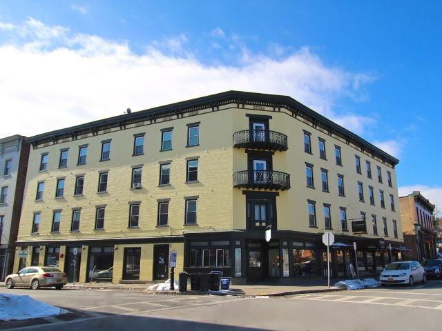 2 Bedroom Apartment for Rent at 11 Broadway, Kingston, NY 12401
