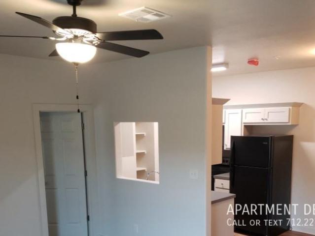 2 Bedroom Apartment for Rent at 121 S Lhs Dr #4575, Lumberton, TX 77657