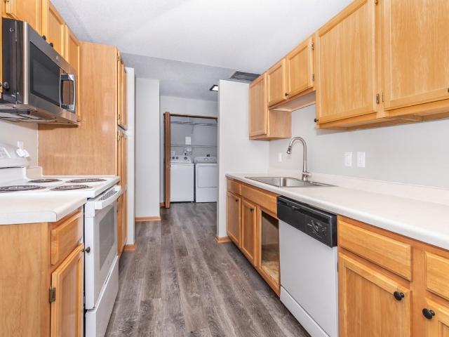 2 Bedroom Apartment for Rent at 12655 Germane Ave #55 05, Apple Valley, MN 55124