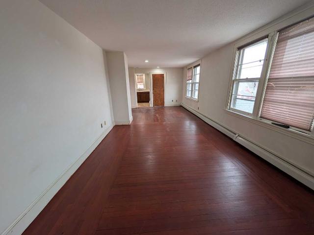 2 Bedroom Apartment for Rent at 128 Grand Street #3, Middletown, CT 06457