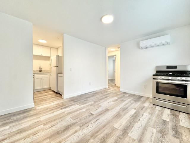 2 Bedroom Apartment for Rent at 12914 Doty Ave #21A, Hawthorne, CA 90250 East Hawthorne