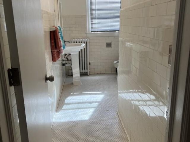 2 Bedroom Apartment for Rent at 12 Sharaf St #4, New London, CT 06320
