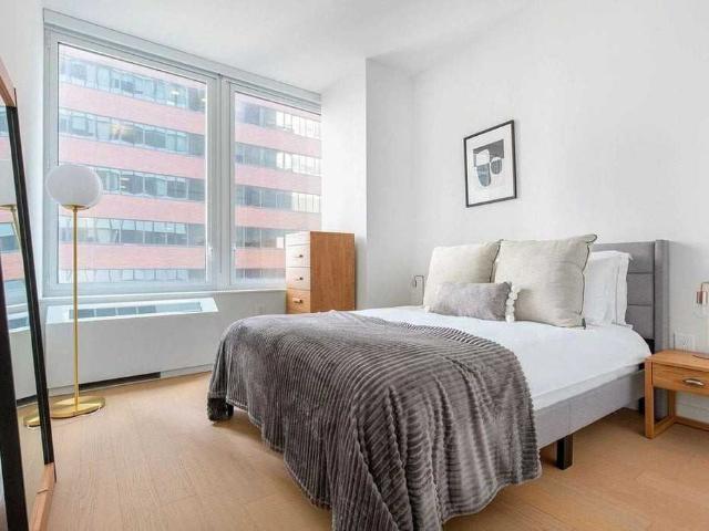 2 Bedroom Apartment for Rent at 130 Water St #1101, New York, NY 10005 Financial District