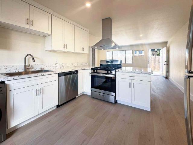 2 Bedroom Apartment for Rent at 130 Malvern Ave #B, Fullerton, CA 92832