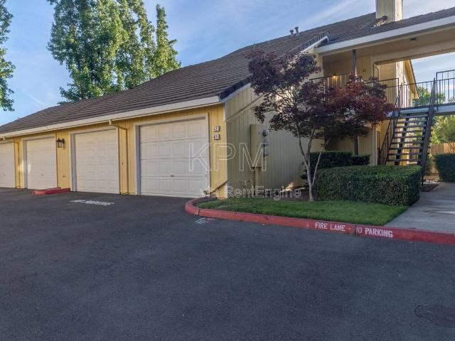 2 Bedroom Apartment for Rent at 1311 W Century Blvd #42, Lodi, CA 95242