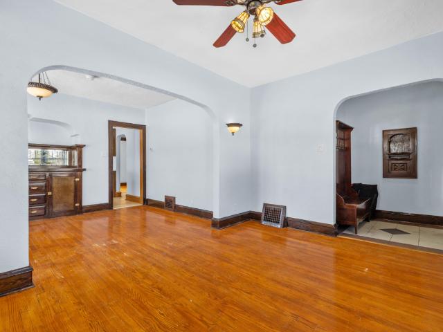2 Bedroom Apartment for Rent at 1319 Menomonee Ave, South Milwaukee, WI 53172