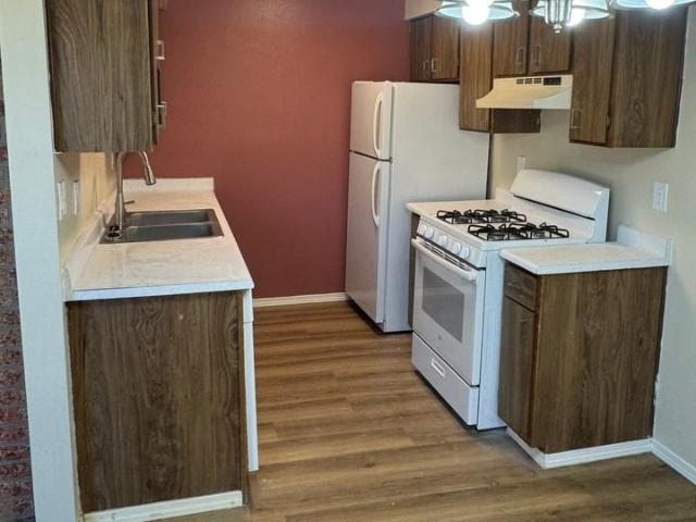 2 Bedroom Apartment for Rent at 1326 San Pedro Dr Se #B, Albuquerque, NM 87108 Siesta Hills