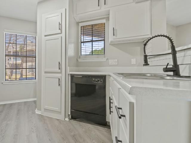 2 Bedroom Apartment for Rent at 13291 Pond Springs Road #179, Jollyville, TX 78729 Northwest Austin