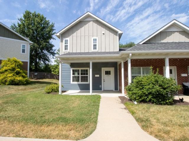 2 Bedroom Apartment for Rent at 1339 W Broadway, Columbia, MO 65203