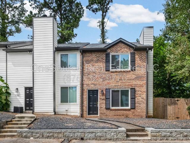 2 Bedroom Apartment for Rent at 1340 N Hampton Rd #1, Alpharetta, GA 30009