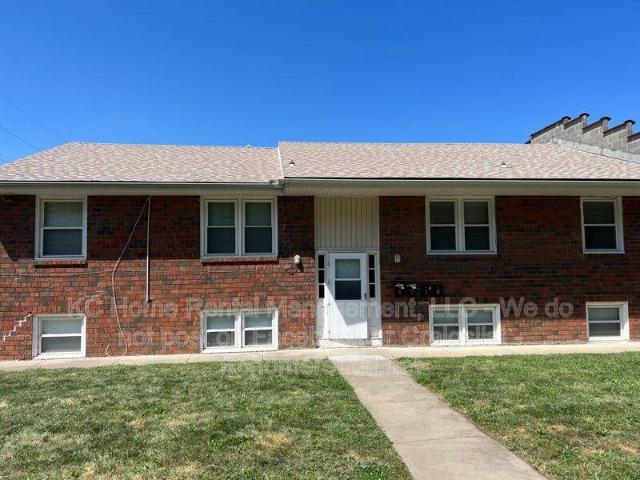 2 Bedroom Apartment for Rent at 13428 Spring St #2, Grandview, MO 64030