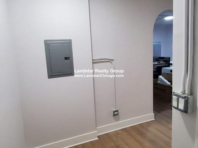 2 Bedroom Apartment for Rent at 1347 W Estes Ave #2F, Chicago, IL 60626 Rogers Park