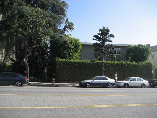 2 Bedroom Apartment for Rent at 1350 N Crescent Heights Blvd #16, West Hollywood, CA 90046 West Hollywood