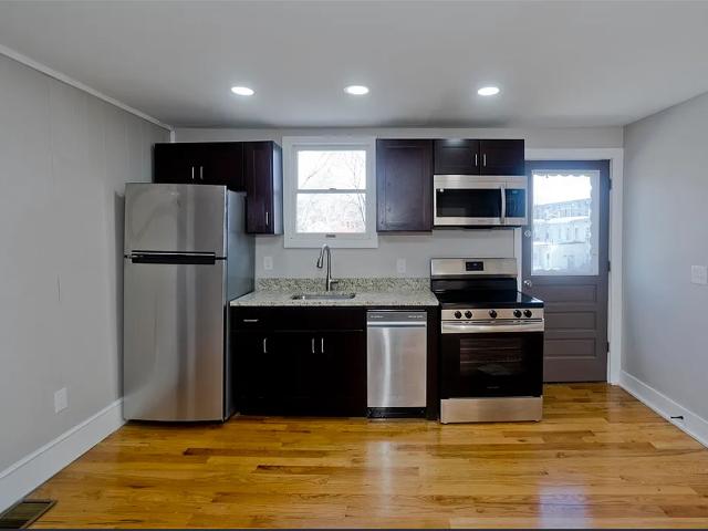 2 Bedroom Apartment for Rent at 13 Hampden St, Westfield, MA 01085