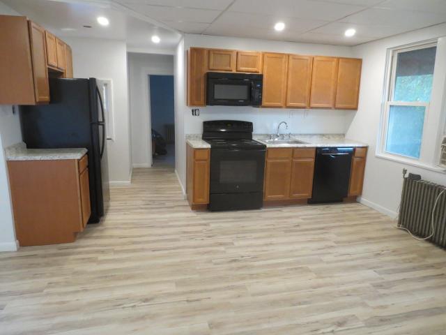 2 Bedroom Apartment for Rent at 2421 Beechwood Boulevard #C, Pittsburgh, PA 15217 Squirrel Hill South