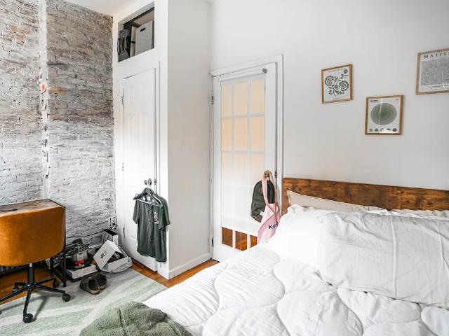 2 Bedroom Apartment for Rent at 250 E 3rd St #1, New York, NY 10009 East Village
