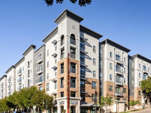 2 Bedroom Apartment for Rent at 2511 Longview St #225, Austin, TX 78705 West University